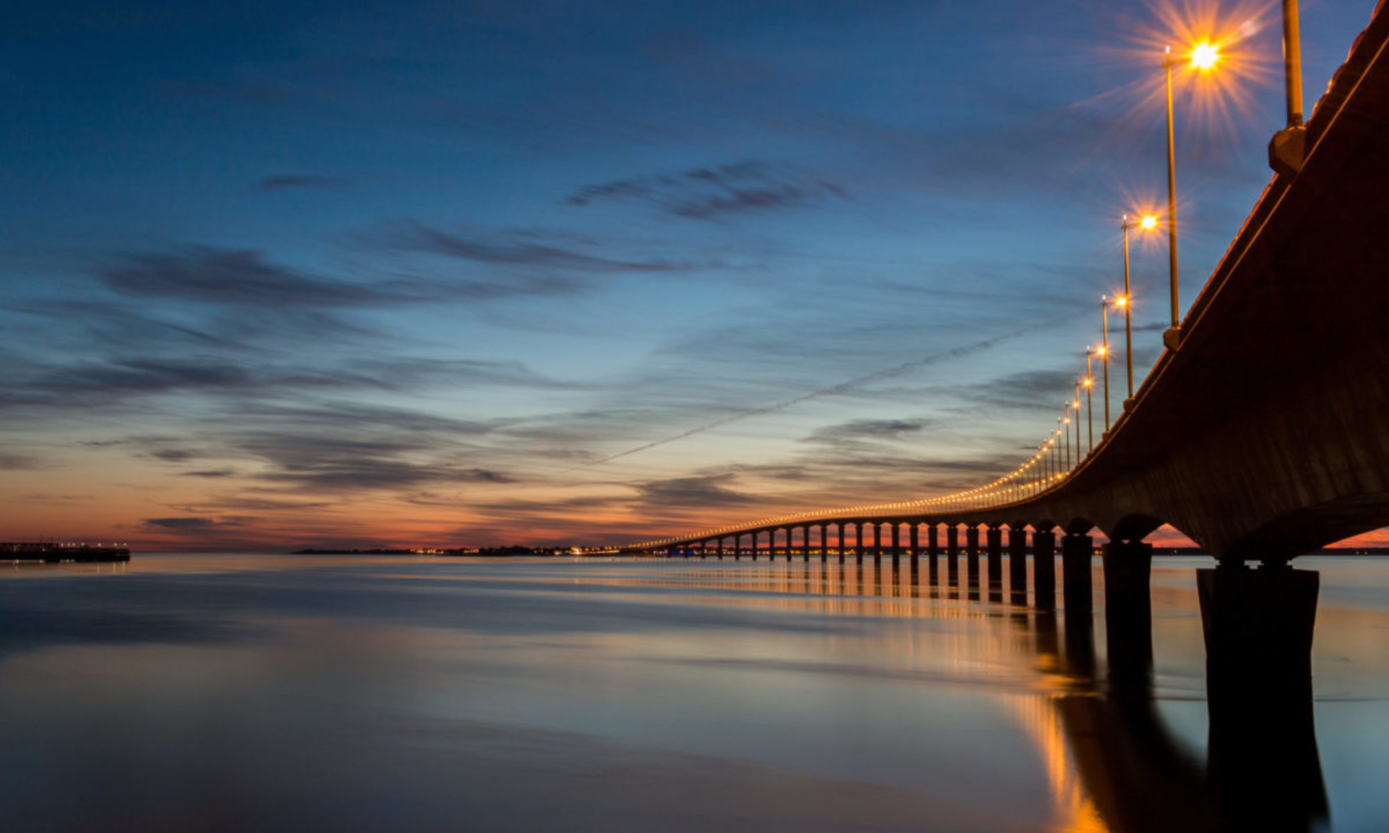 LE FAMEUX PONT DE L’ÎLE DE RÉ - RE PRESTIGE LOCATIONS